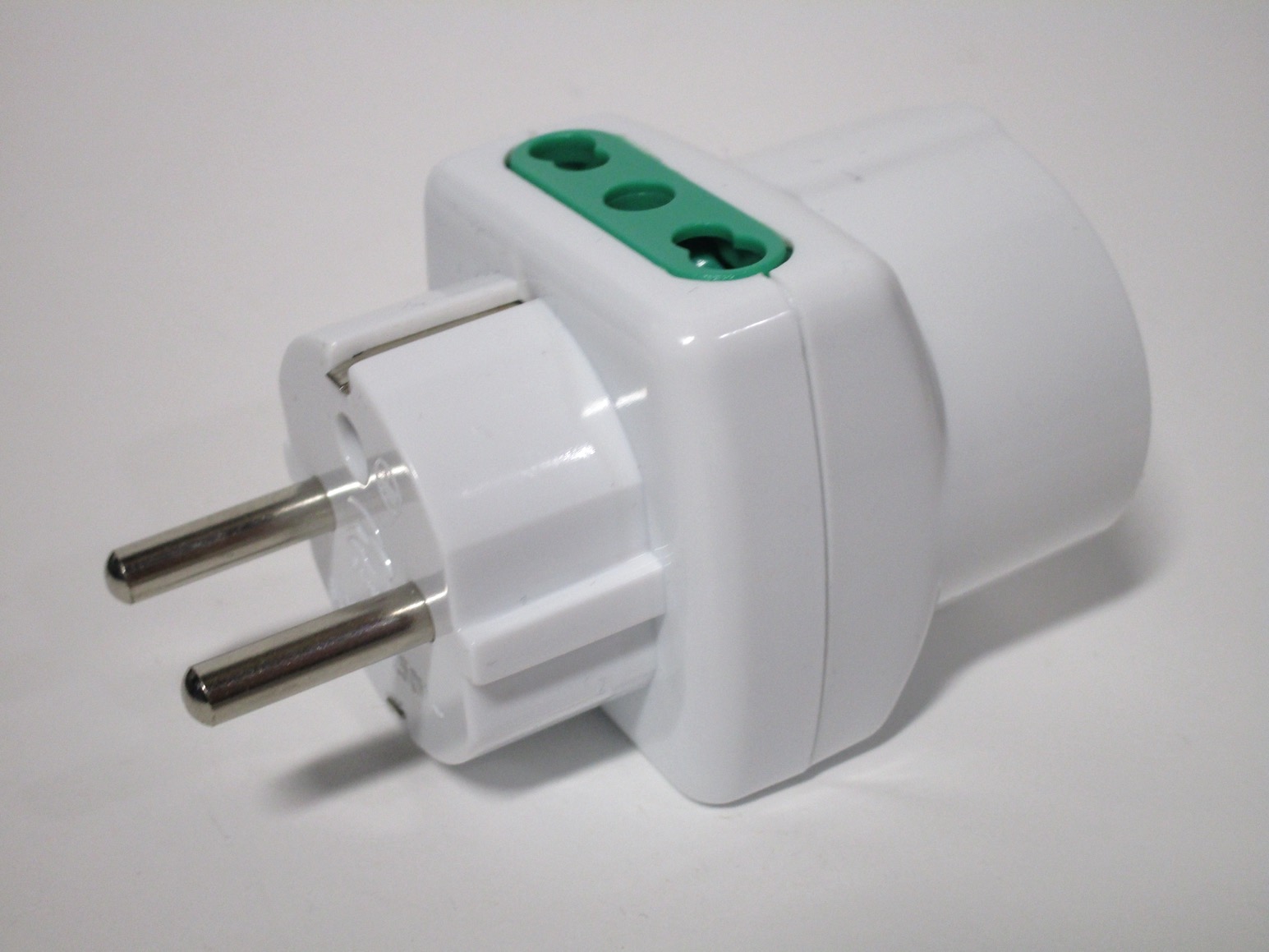 Italian plugs and sockets