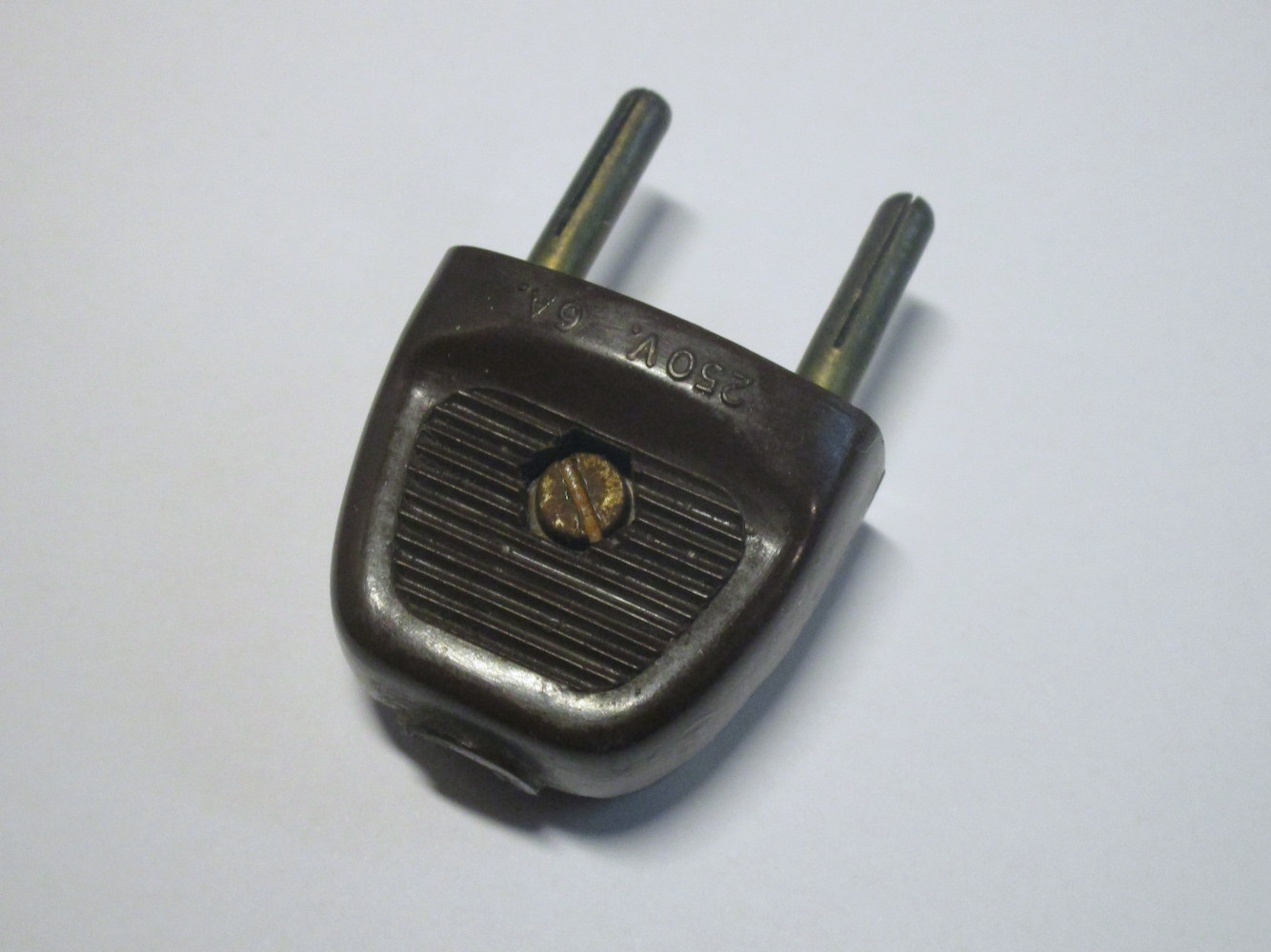 Vintage Italian plugs