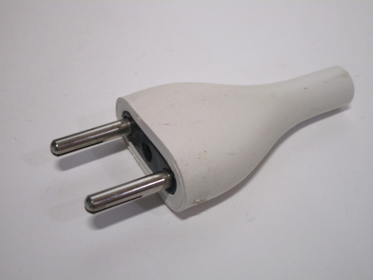 Vintage Italian plugs