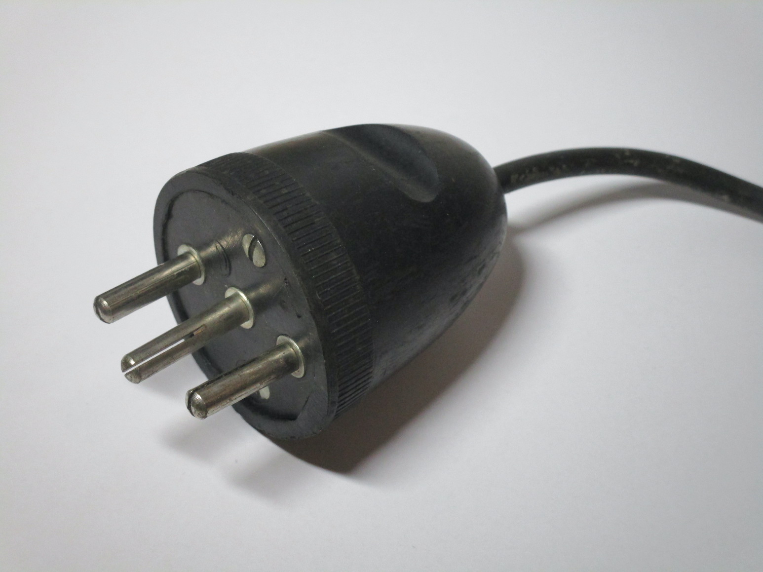 Vintage Italian plugs