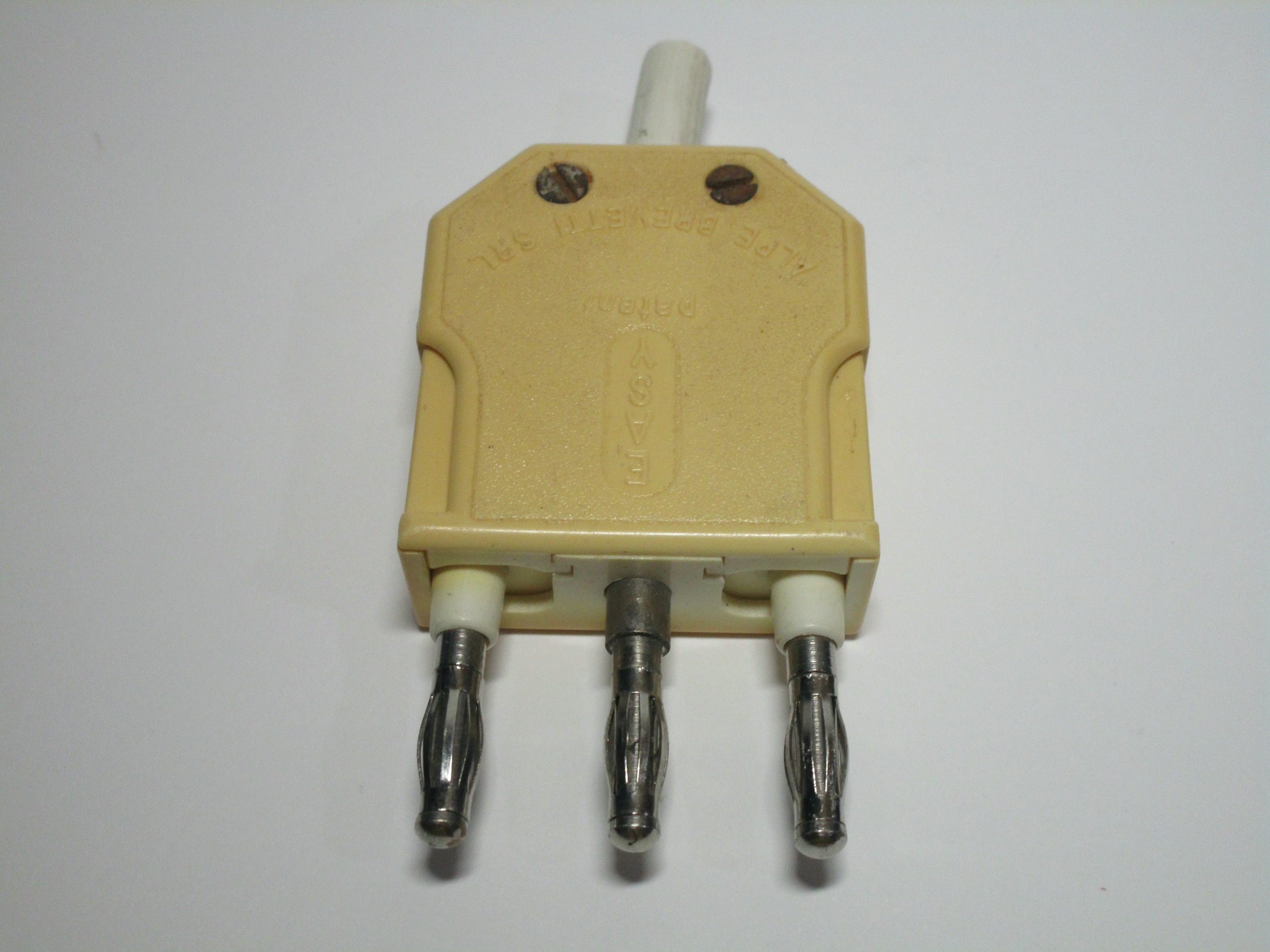 Vintage Italian plugs