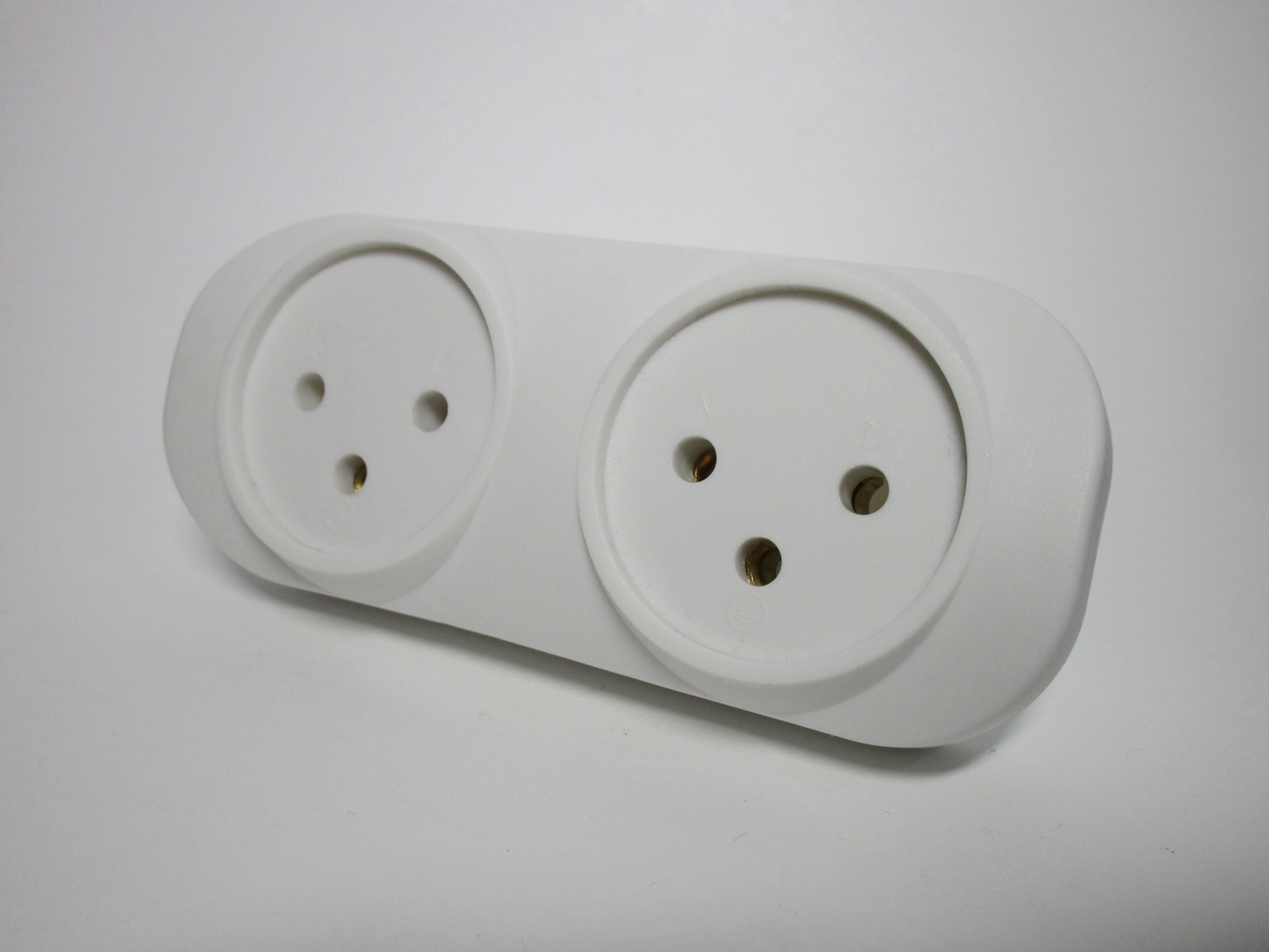 Other plugs and sockets